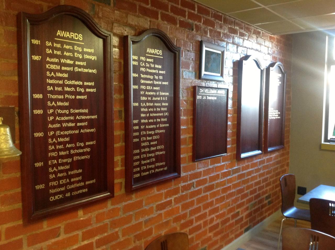 Custom Boards #55 – Honoursboards